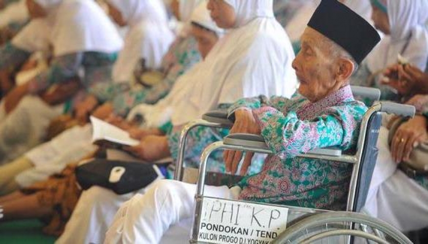 JEMAAH HAJI LANSIA MASIH DAPAT KEBIJAKAN LAYANAN PRIORITAS - Jakarta ...